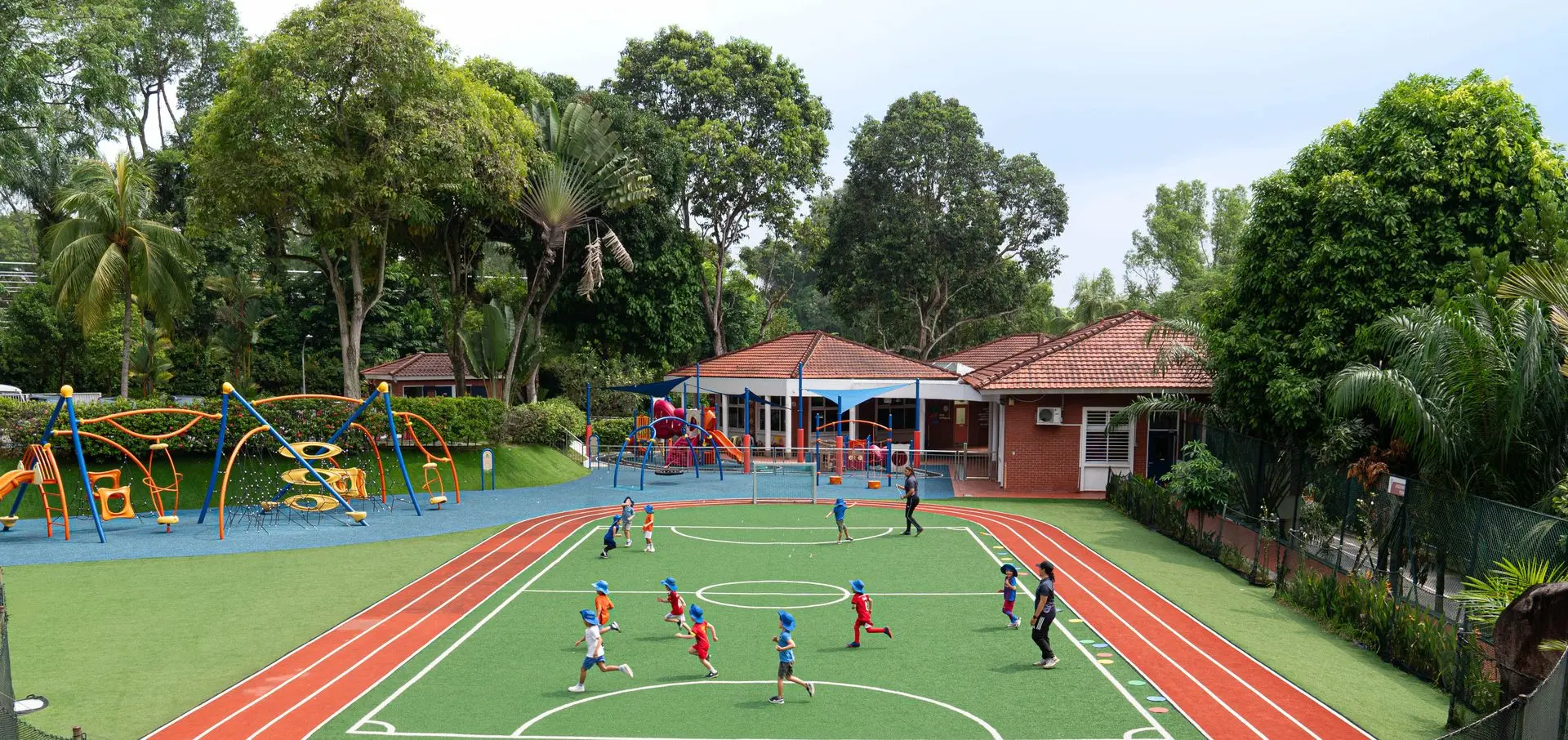 Holland International School | Thrive Camps